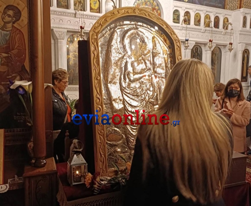 Εύβοια: Όλη τη νύχτα ανοιχτή η εκκλησία της Παναγίας Φανερωμένης στη Ν ...