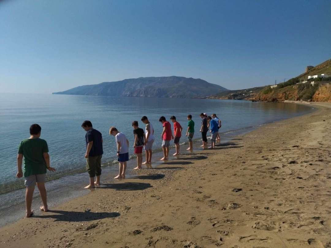 Σκύρος : Το έθιμο ανήμερα της Αναλήψεως ζωντάνεψαν παιδιά του δημοτικού ...