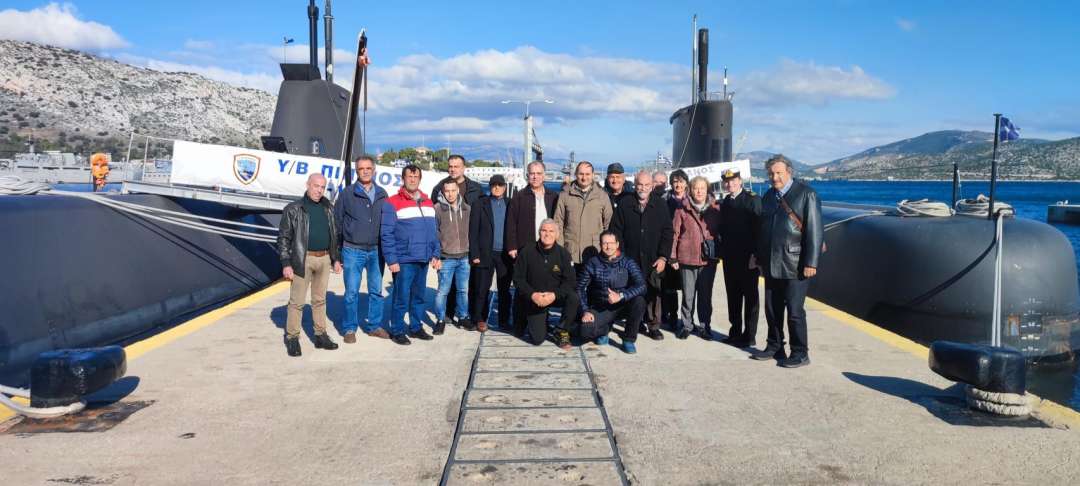 Εύβοια: Μέλη του Συνδέσμου Εφέδρων Αξιωματικών στο Αρχηγείο του Στόλου ...