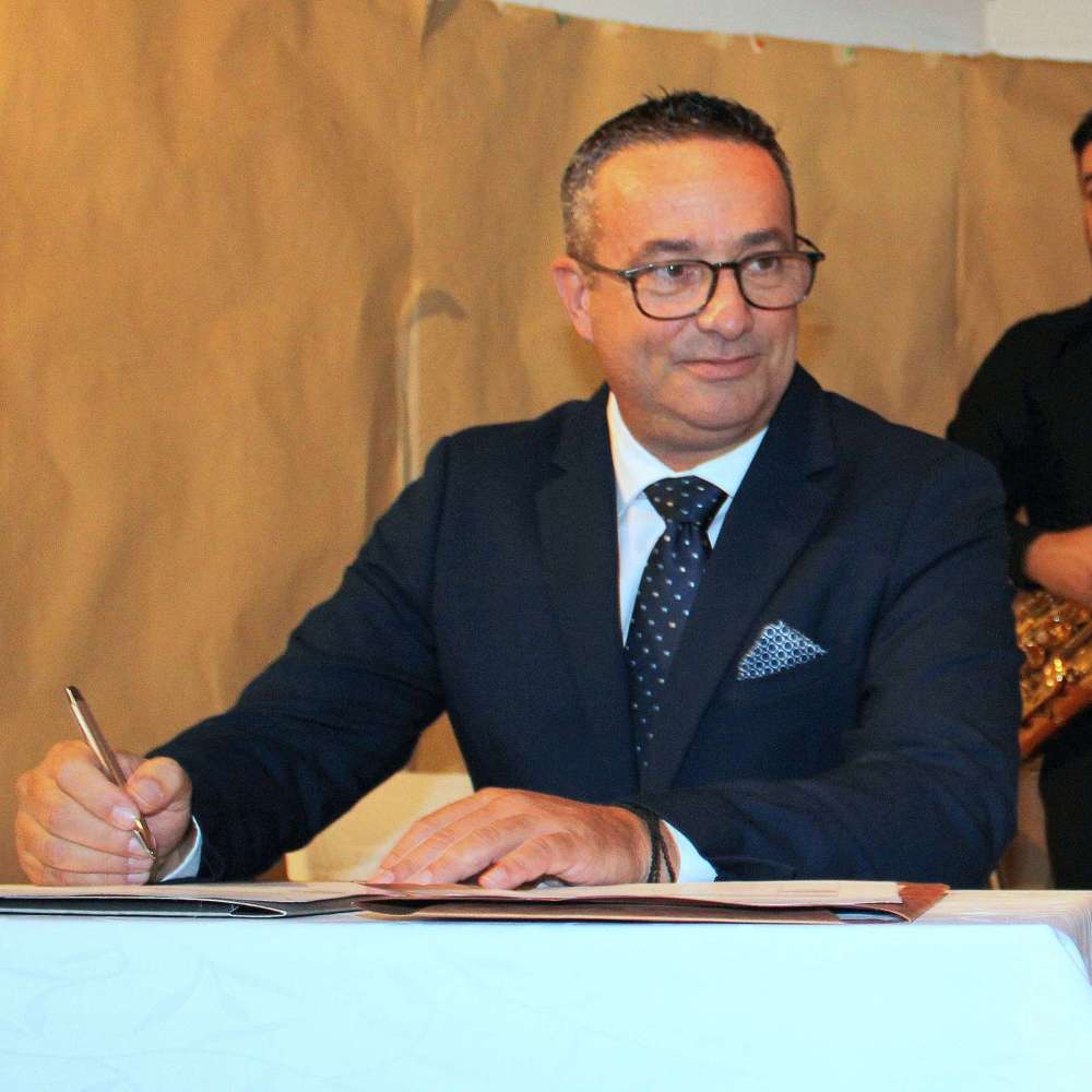 Ερέτρια: Το μήνυμα του Νίκου Γουρνή για το 2024- “Υγεία να έχουμε και ...