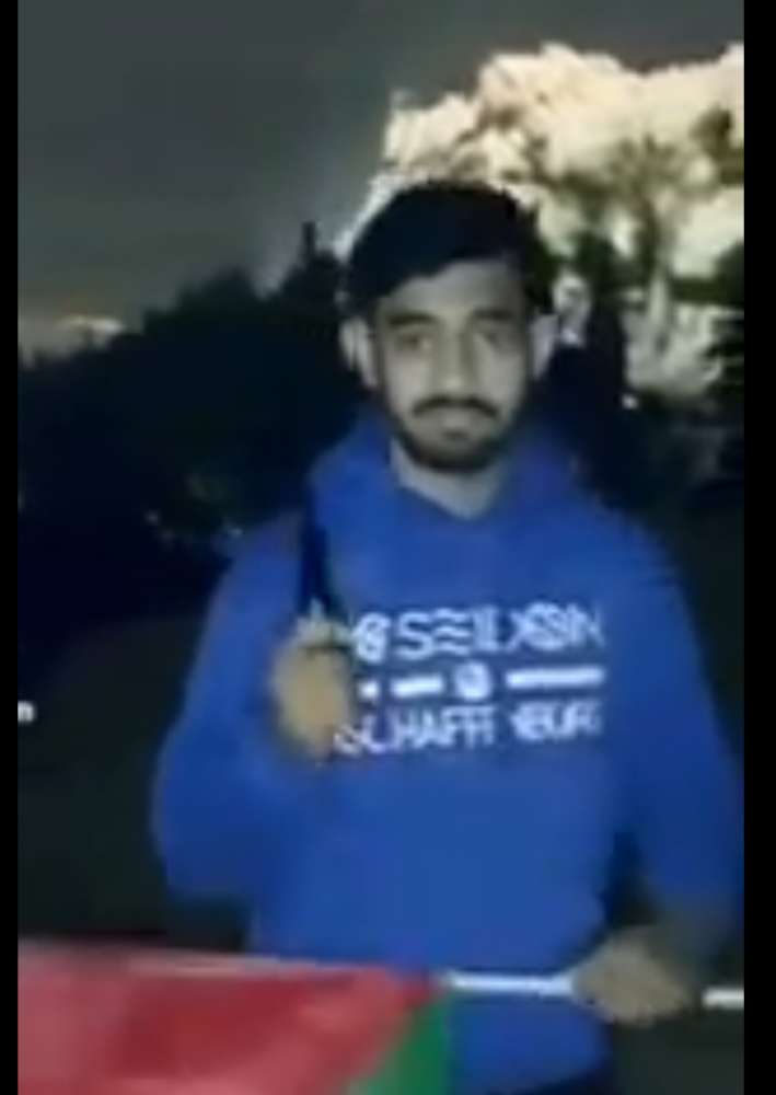 ΣΟΚ-Πακιστανός ανέβασε βίντεο στο Tik Tok κρατώντας μαχαίρι και τη ...