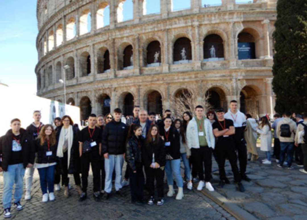 Μαντούδι: Το 1ο Ημερήσιο ΕΠΑ.Λ. στη Ρώμη και το Σαλέρνο της Ιταλίας ...